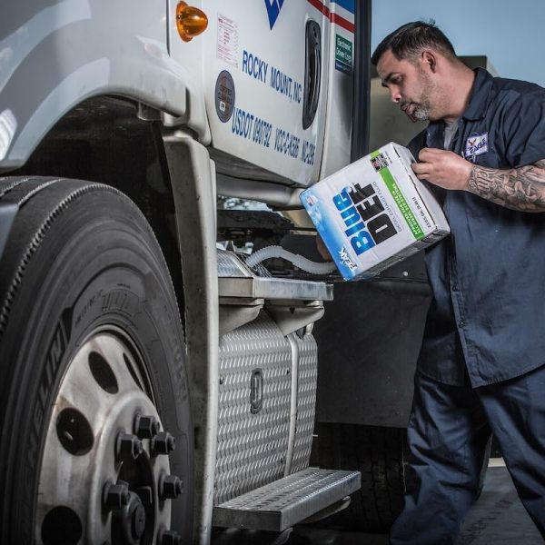 DEF Fluid Cases - BlueDEF 2.5 Gallon Jugs - Diesel Exhaust Fluid - 80 ...